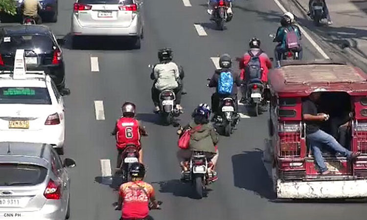 MMDA mulling over possible return of EDSA motorcycle lane ...