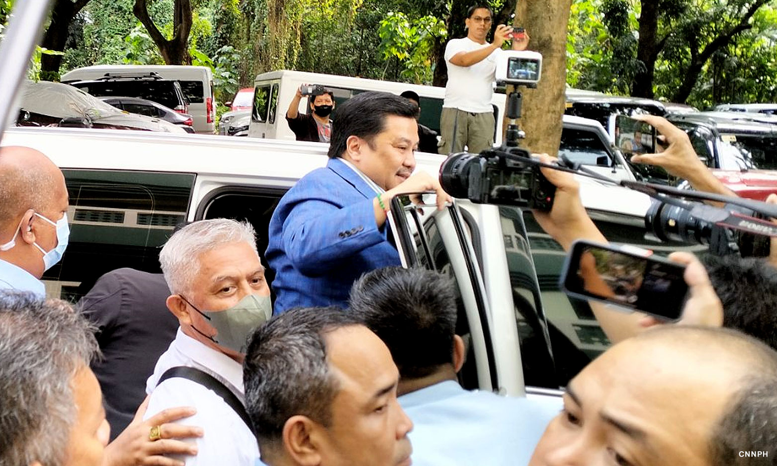Will Estrada be removed from office? Lawyer says disqualification ...