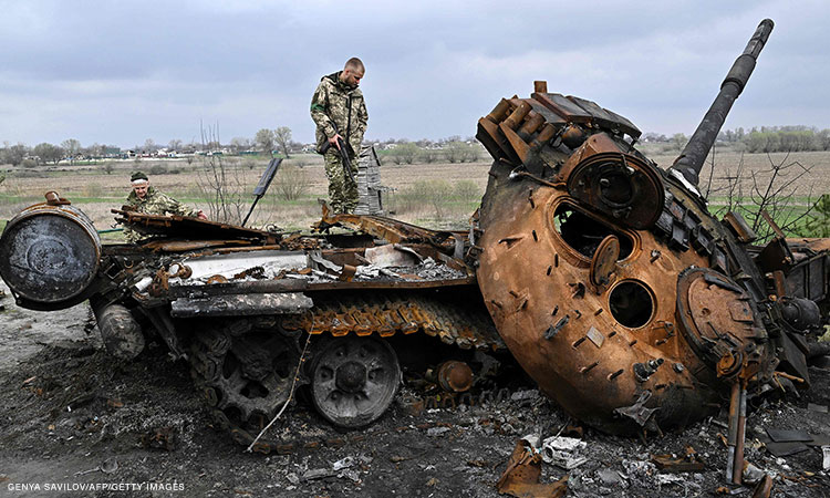 Russia’s tanks in Ukraine have a ‘jack-in-the-box’ design flaw. And the ...