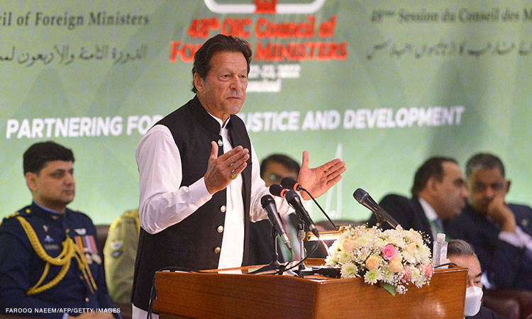 Pakistan Prime Minister Imran Khan ousted as country’s leader following ...
